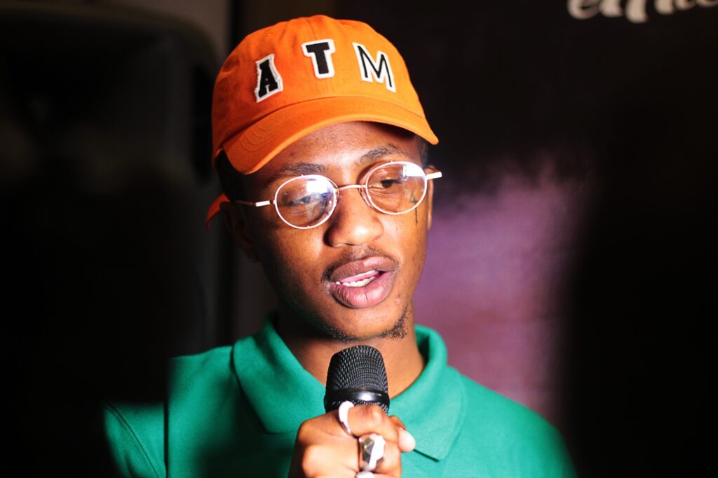Emtee Biography: Age, Songs, girlfriend, Children, Net worth, Instagram ...