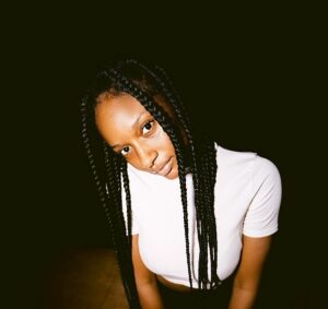 AyraStar Biography: Age, Career, Songs, Record Label, Sibling ...