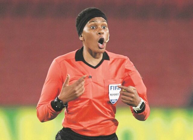 Akhona Makalima Biography: Age, Net Worth, Pictures, Parent, Family ...