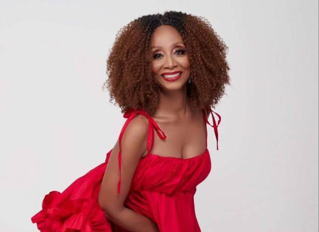 Nadine Sutherland Biography: Age, Career, Songs, Net Worth, Son ...