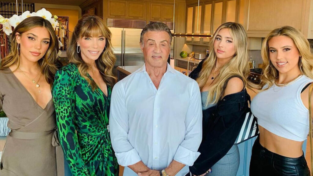 Jennifer Flavin Stallone Biography: Age, Parent, Career, Brothers ...