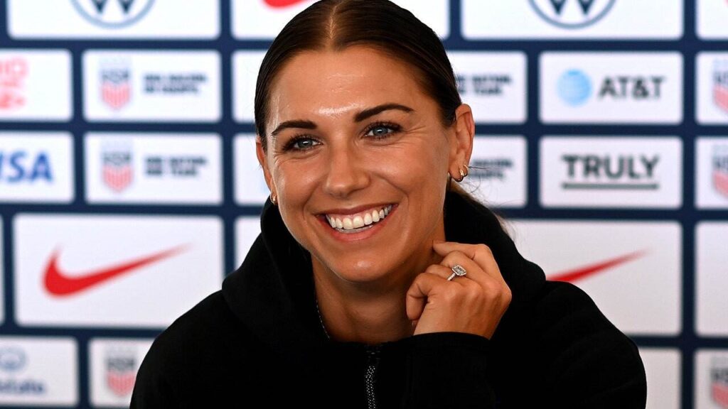 Alex Morgan Biography: Age, Career, Education, Father, Husband, Sisters ...