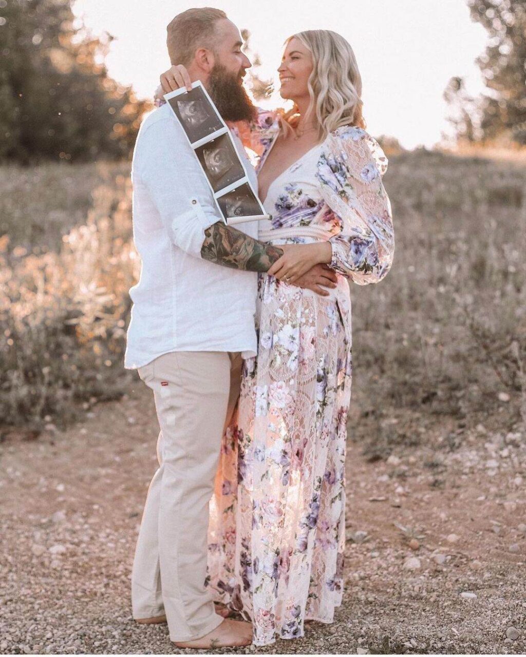 Sarah Nicole Landry Biography: Age, Career, Date of Birth, Husband, Ex ...