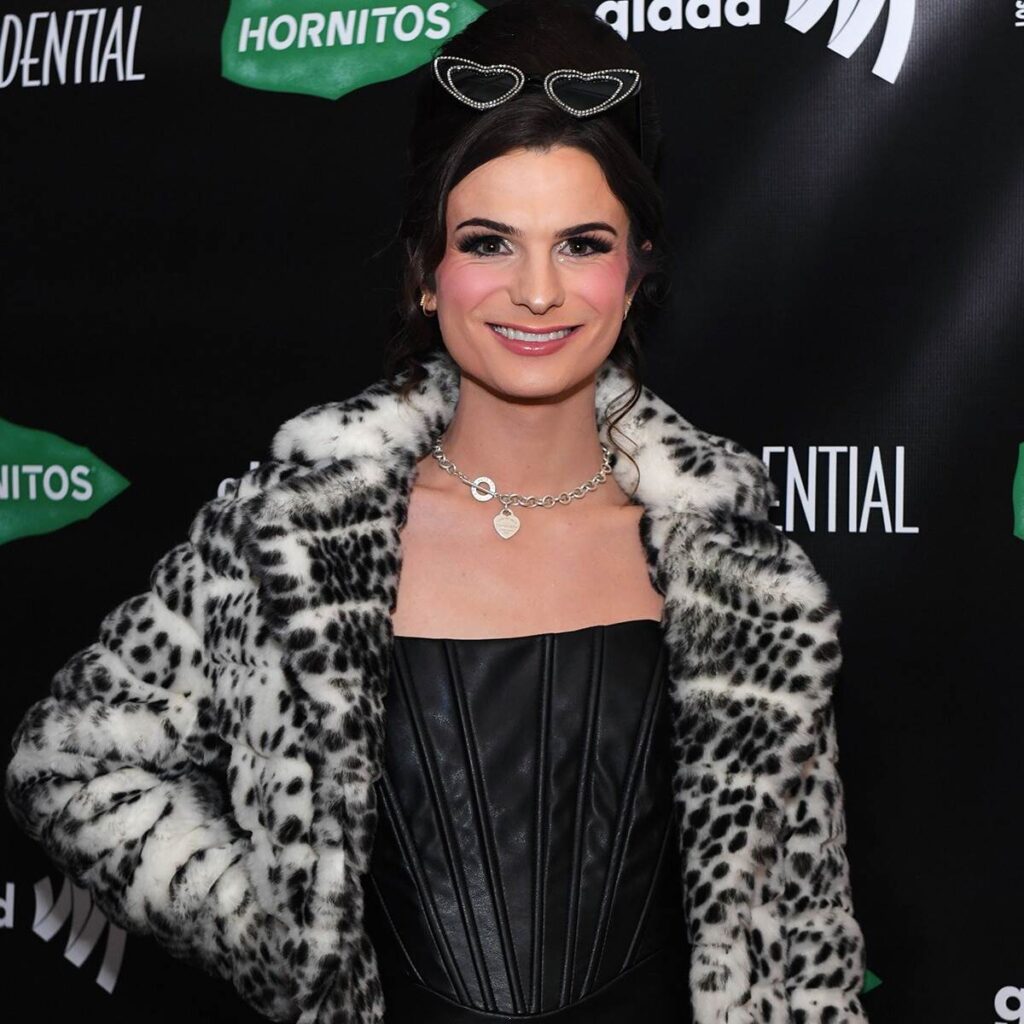 Dylan Mulvaney Biography: Age, Career, Boyfriend, Siblings, Net Worth ...