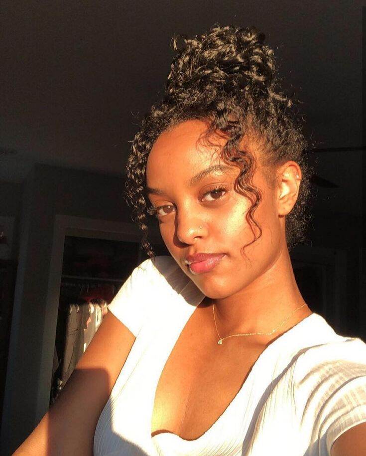 Ruth B Biography: Age, Career, Net Worth, Songs, Awards, Pictures ...