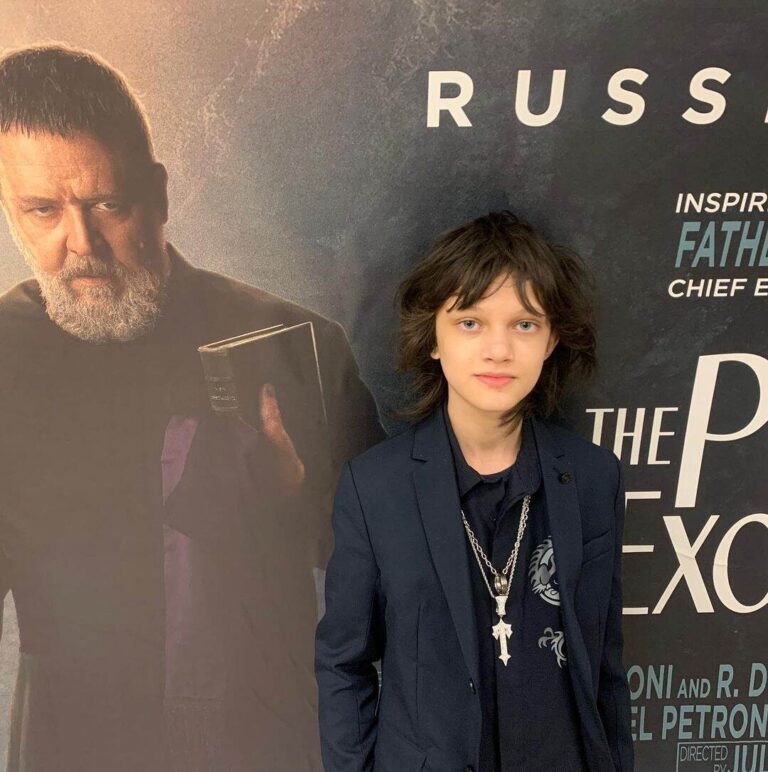 Peter DeSouza-Feighoney Biography: Age, Career, Parent, Sister, Net ...