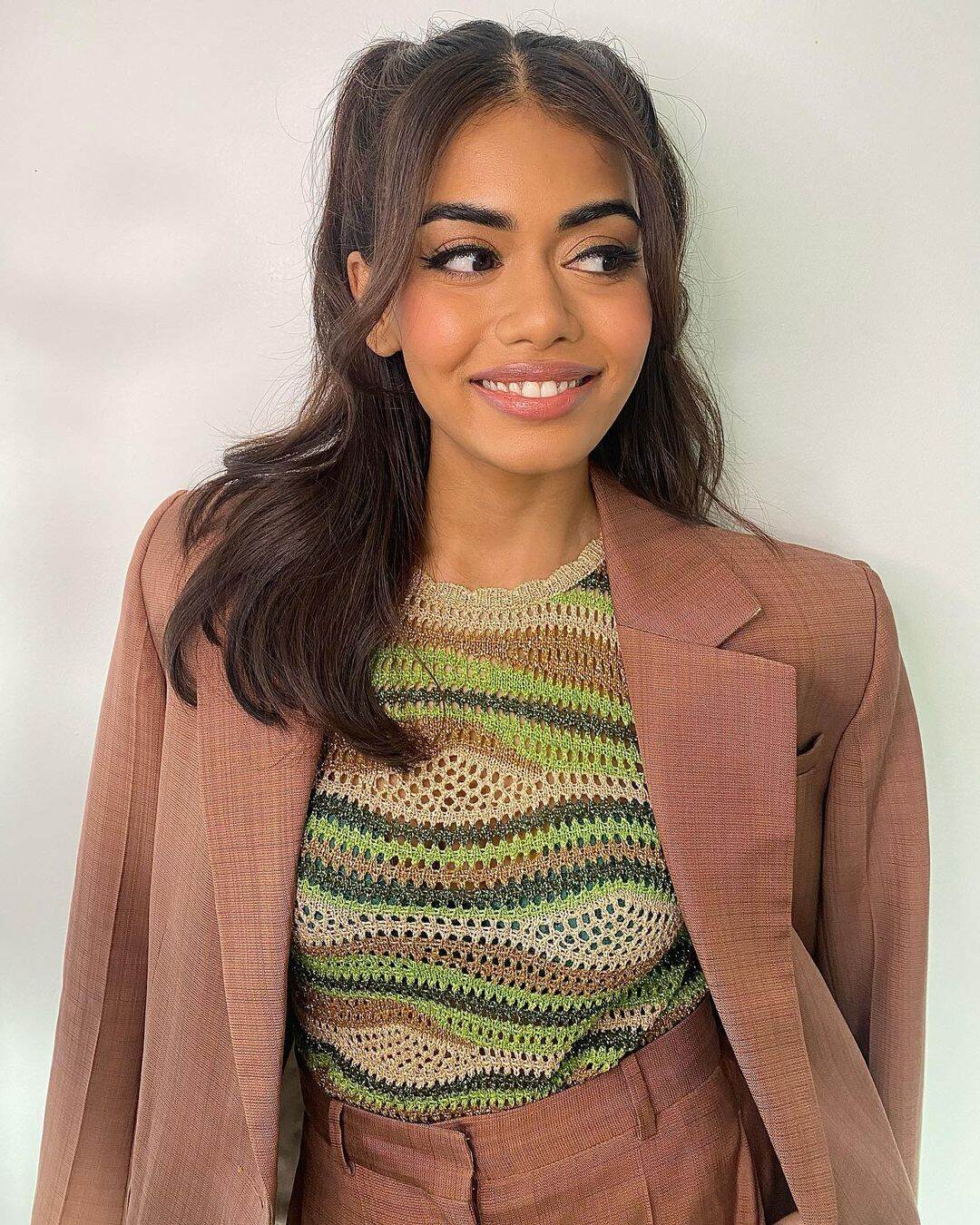 Megan Suri Biography: Age, Career, Films, Boyfriend, Parent, Sister ...