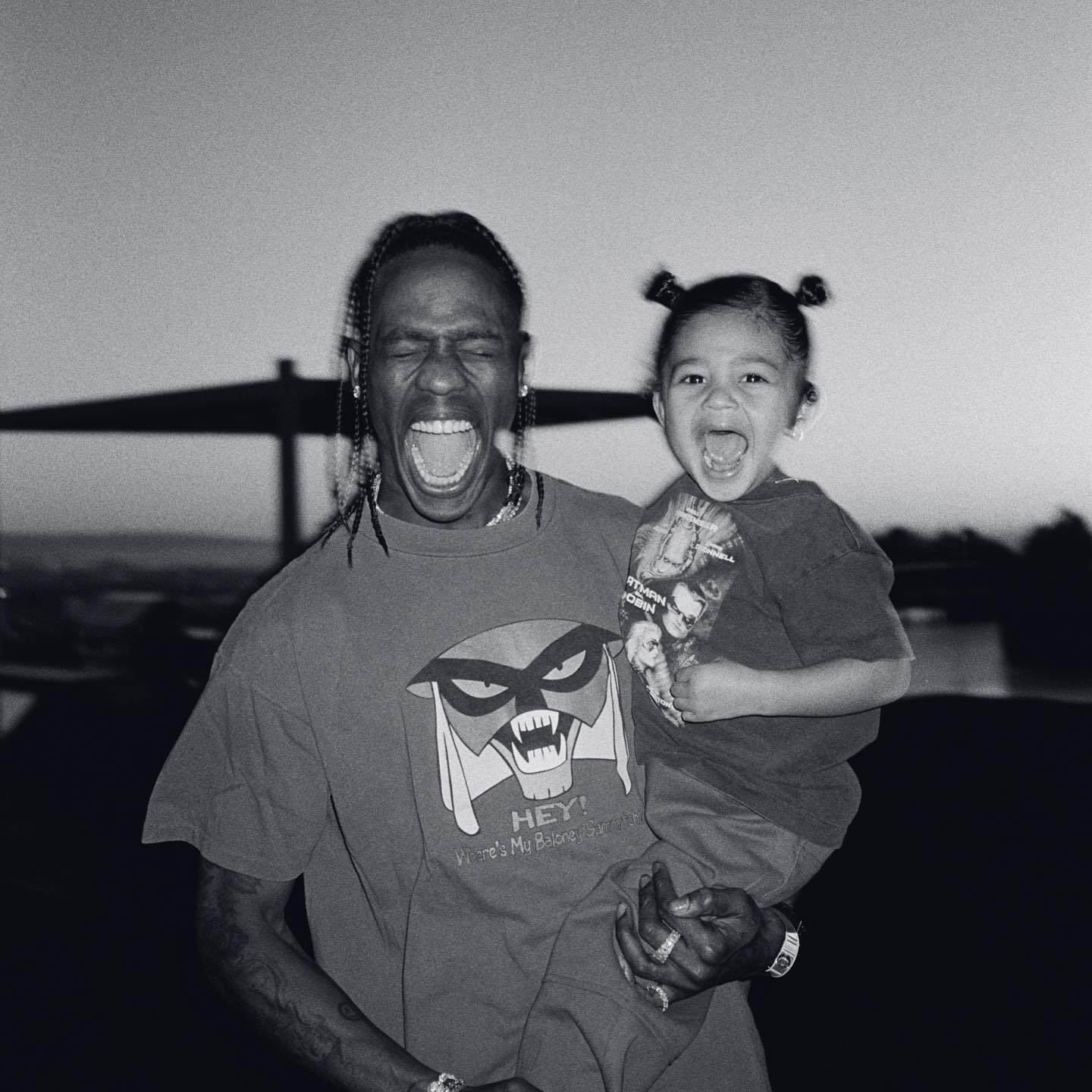Travis Scott Biography: Age, Career, Songs, Wife, Girlfriends, Daughter ...