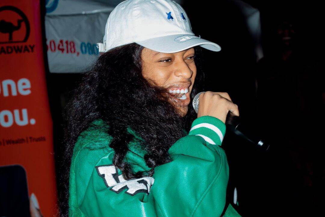 Qing Madi Biography: Age, Career, Parent, Songs, Net Worth, Instagram ...