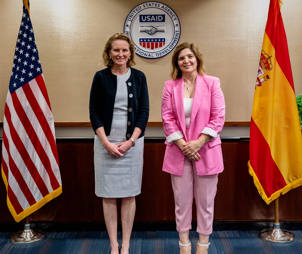 Isobel Coleman Biography: Age, Career, USAID, Books, Education, Husband ...