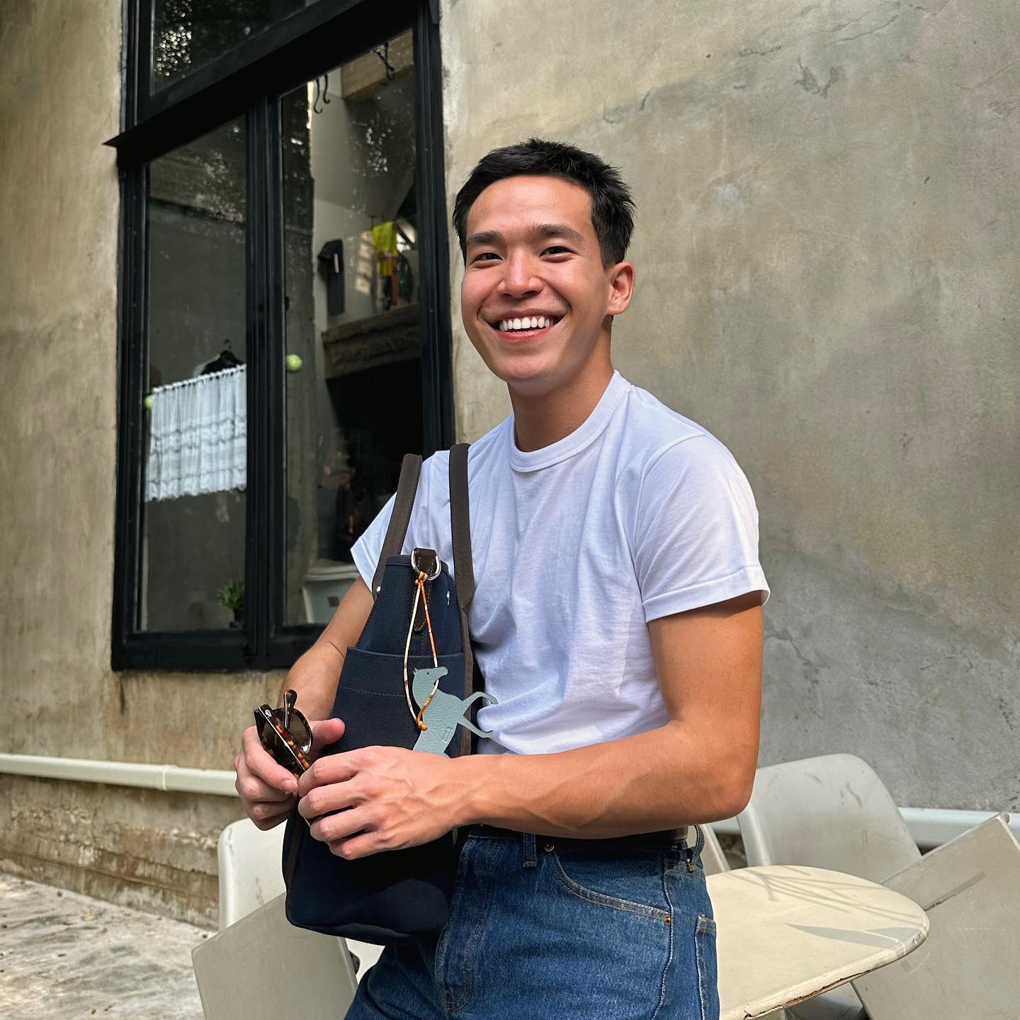 Awat Ratanapintha (UD) Biography: Age, Career, Parent. Movies, Net ...