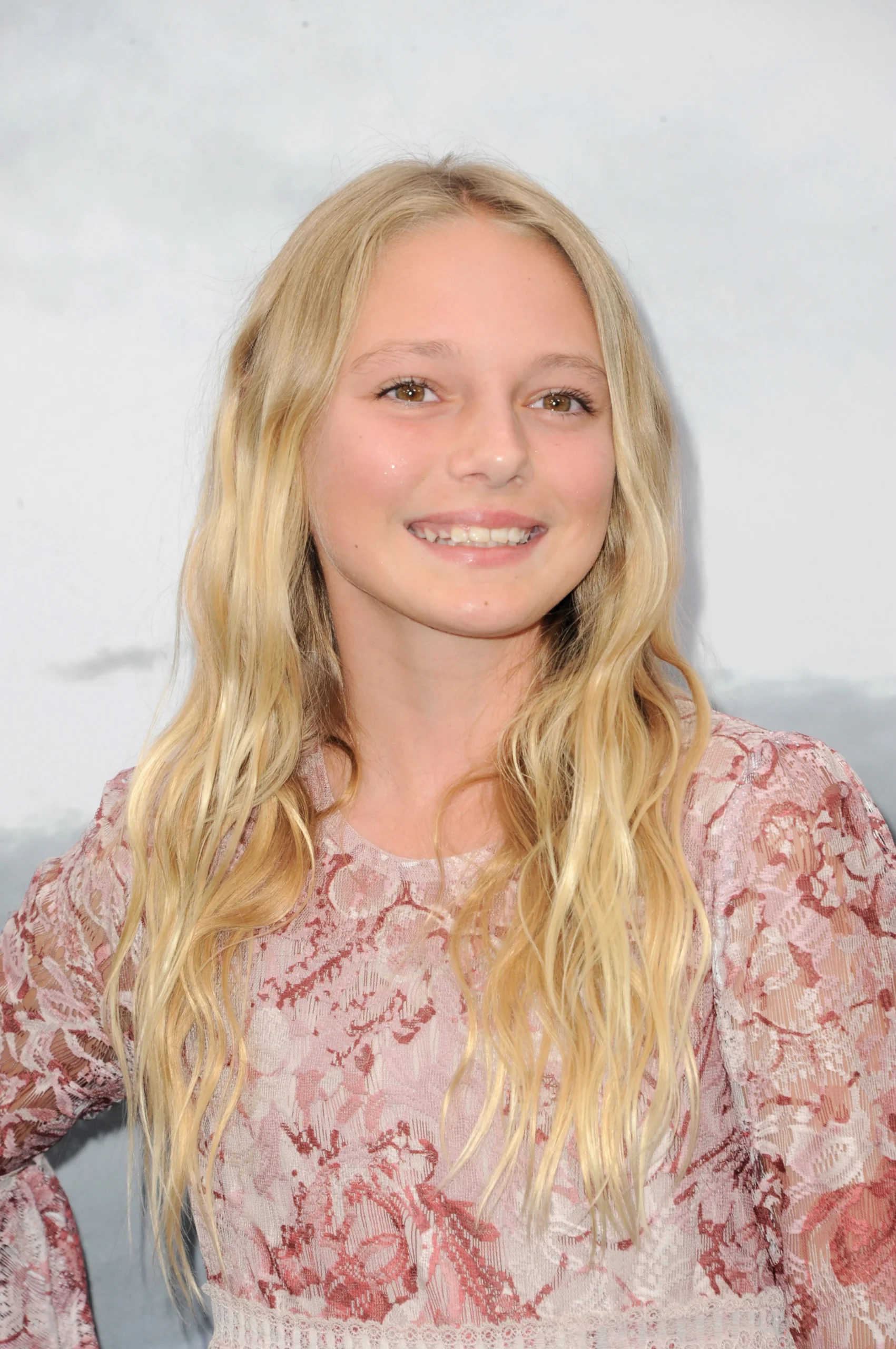 Lily Bird Biography: Age, Career, Net Worth, Parent, Movies, Boyfriend ...