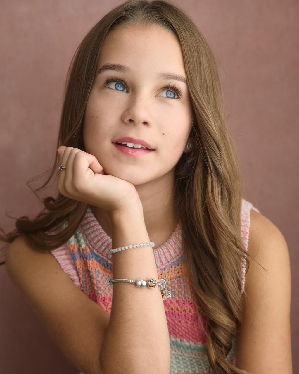 Alisha Weir Biography: Age, Career, Net Worth, Parent, Movies ...
